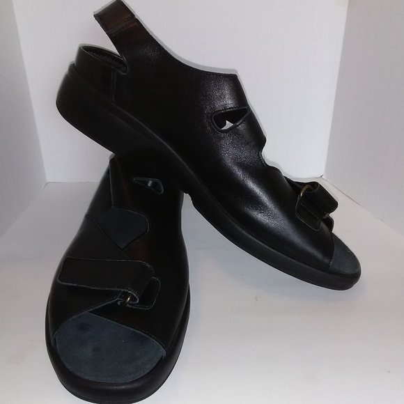 Durea Greenway | Shoes | Durea Greenway Womens Sandals Size 3 | Poshmark